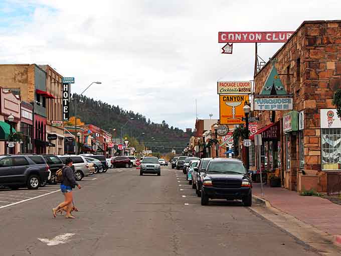 Vintage signs and old-school diners line streets where the Grand Canyon adventure begins.