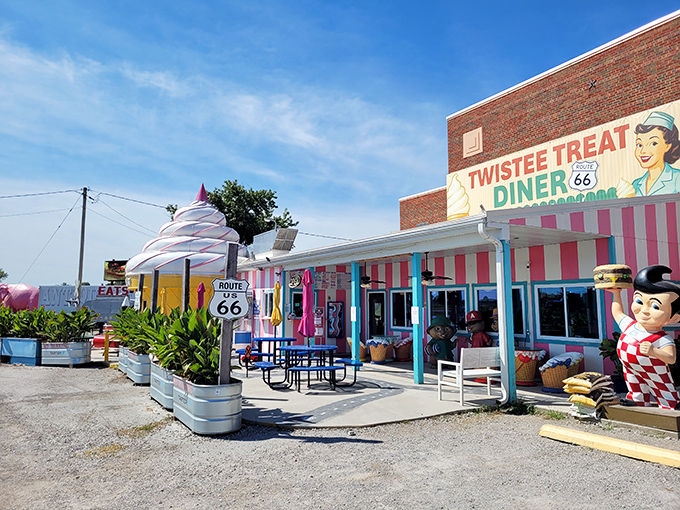 Pink stripes and retro charm make the Twistee Treat Diner a must-stop for hungry travelers seeking a taste of 1950s Americana.