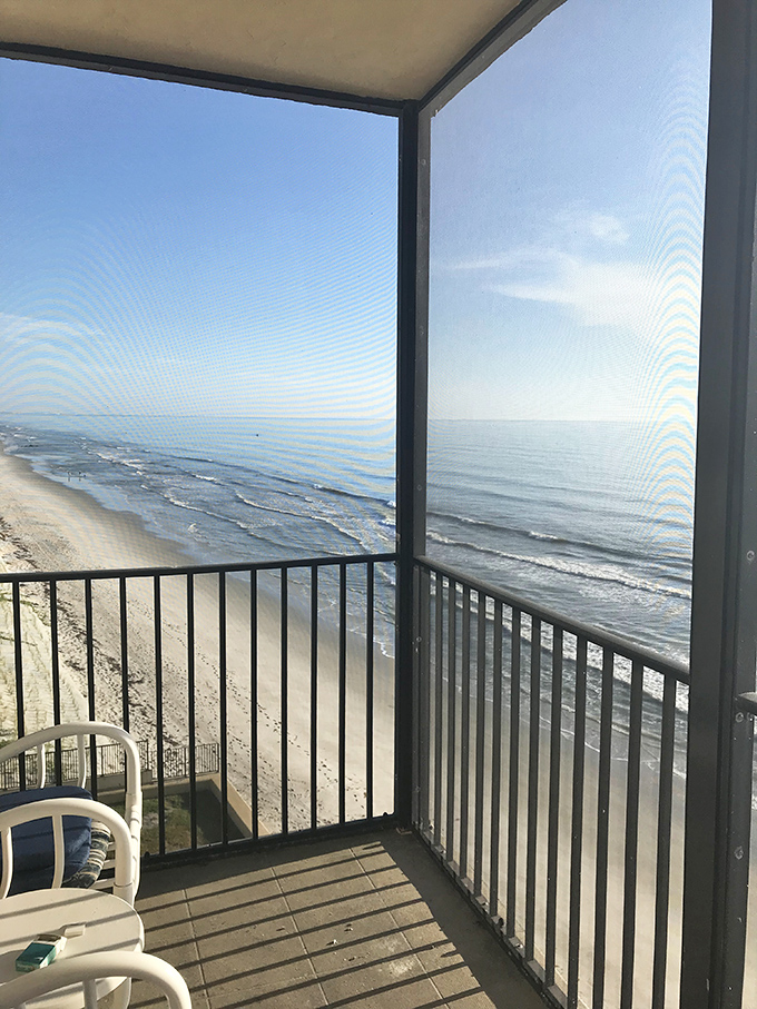 Mother Nature's widescreen display, no remote control needed. Though you might wish you could pause these moments forever.