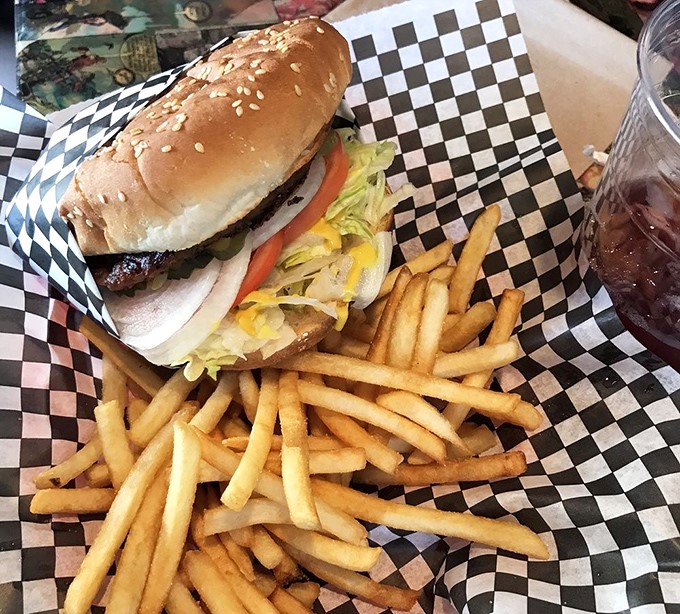 Even plant-based options get the royal treatment here, with fresh toppings and careful preparation making meat an afterthought.