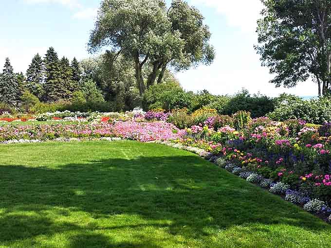 Gardens burst with such vibrant color you'd swear Mother Nature hired a professional decorator for this lakeside showcase.