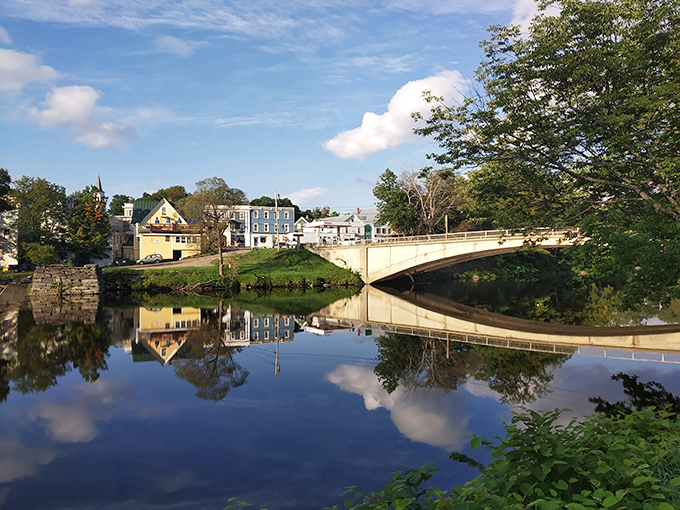 Reflections of perfection: Kingfield's bridge offers sunset views that make amateur photographers feel like pros.