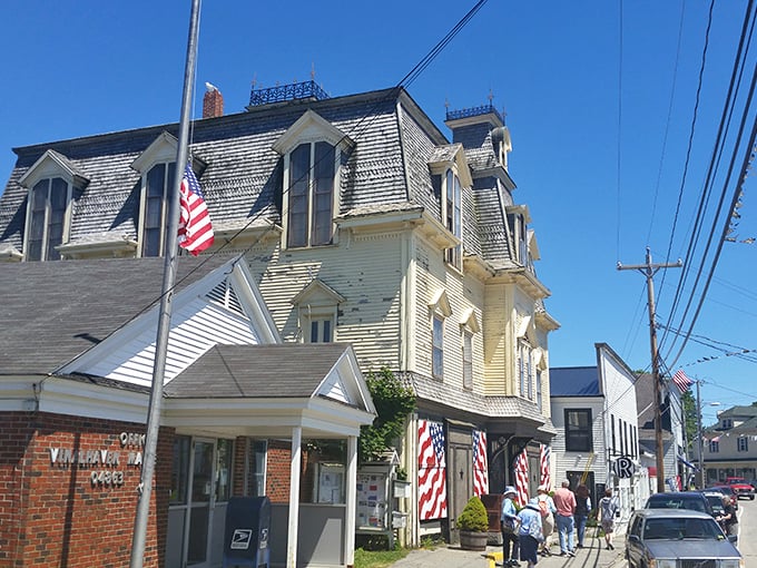 Vinalhaven's working environment reveals the authentic character of this island community, where fishing boats and historic buildings create a timeless scene.