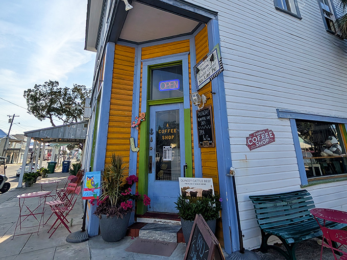 4b. 842 daily grind & mercantile (cedar key)