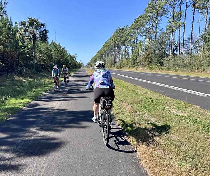 Cyclists have their own dedicated lane here, proving that Florida can do infrastructure right when it wants to.