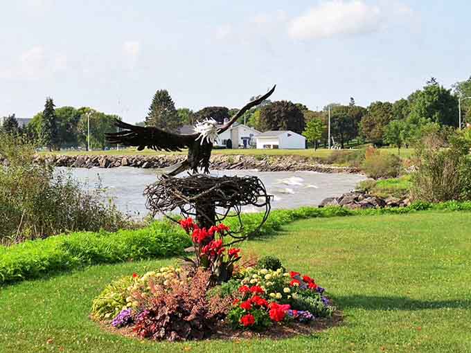 This majestic eagle sculpture seems ready to soar, capturing the wild spirit of Lake Michigan in twisted metal artistry.