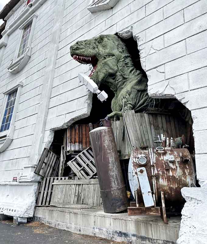 This prehistoric predator bursts through the wall, frozen mid-roar, giving visitors a dinosaur encounter they never expected in the Dells.