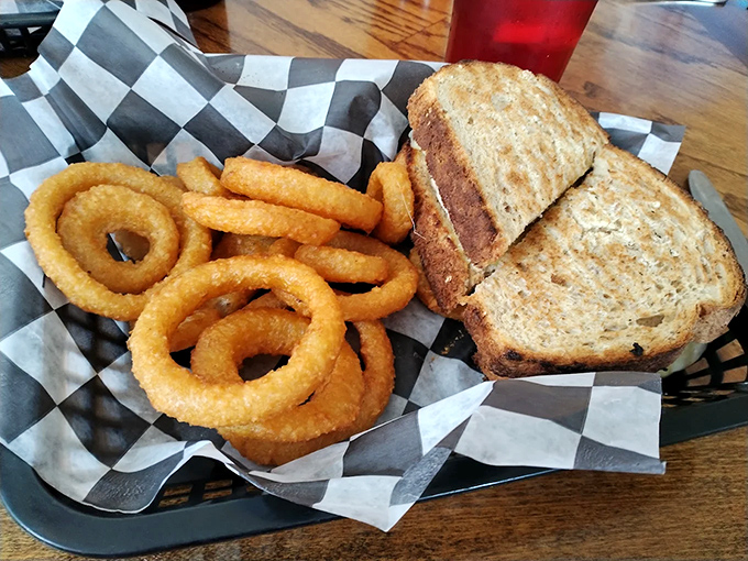 Golden, crispy, and perfectly seasoned, these rings prove that simple done right beats fancy every time.