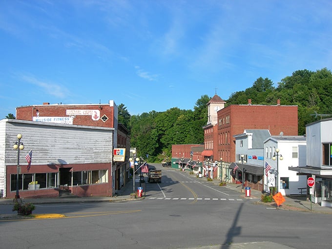 Picture-perfect by day, this small Maine town transforms after dark, when empty streets and shadowy corners reveal its potential for King-worthy tales.