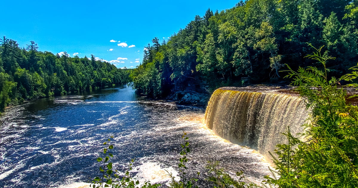 This Scenic Waterfall Loop Will Take You To 6 Different Waterfalls In ...