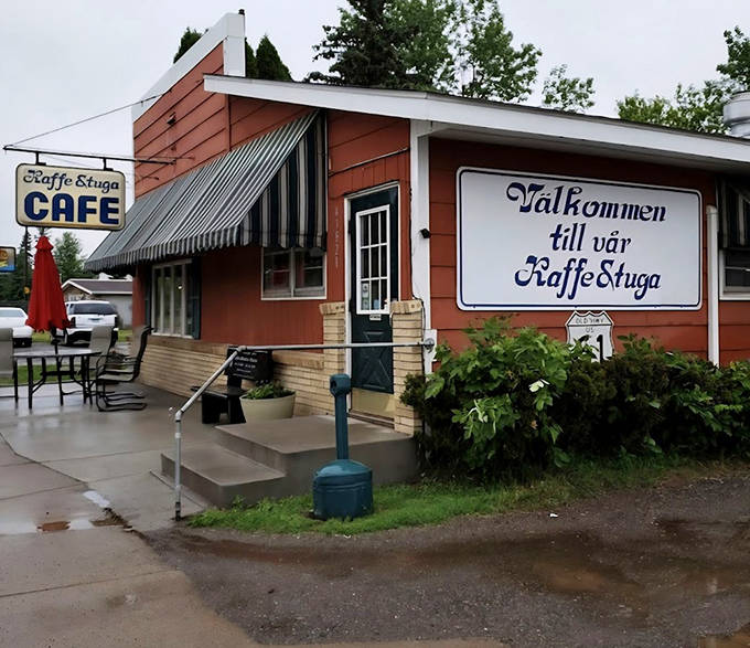 "Valkommen till v&aring;r Kaffe Stuga" - Swedish for "Welcome to our Coffee House" - greets visitors to this Harris landmark. A slice of Scandinavian heritage in the heart of Minnesota!