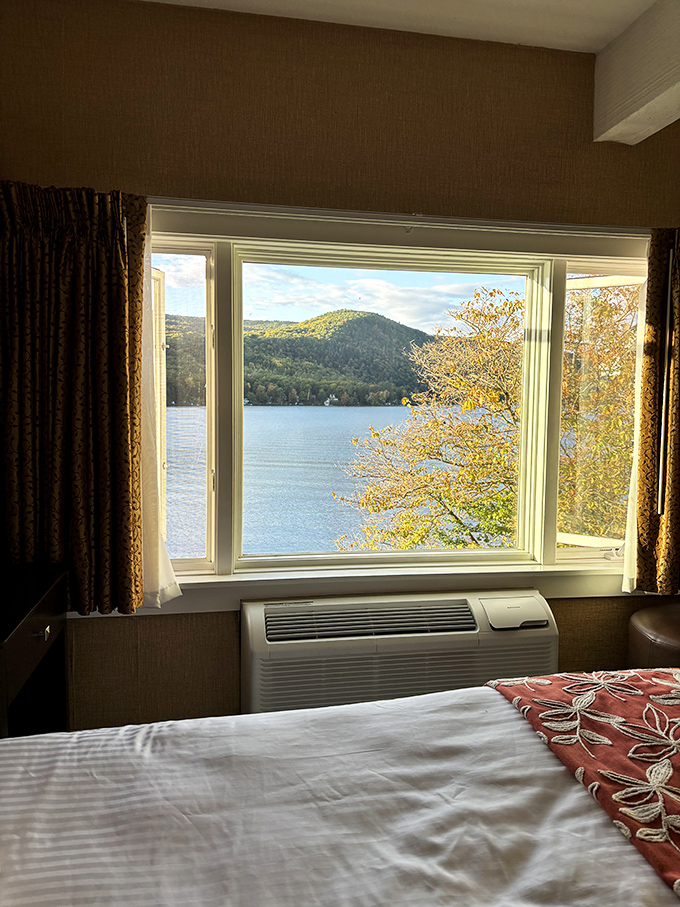 Room with a view: Wake up to this mountain-lake panorama and suddenly hitting the snooze button seems like a criminal offense.