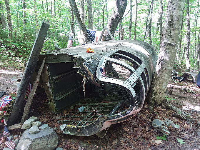 The cockpit section offers a haunting glimpse into the final moments of the doomed flight.