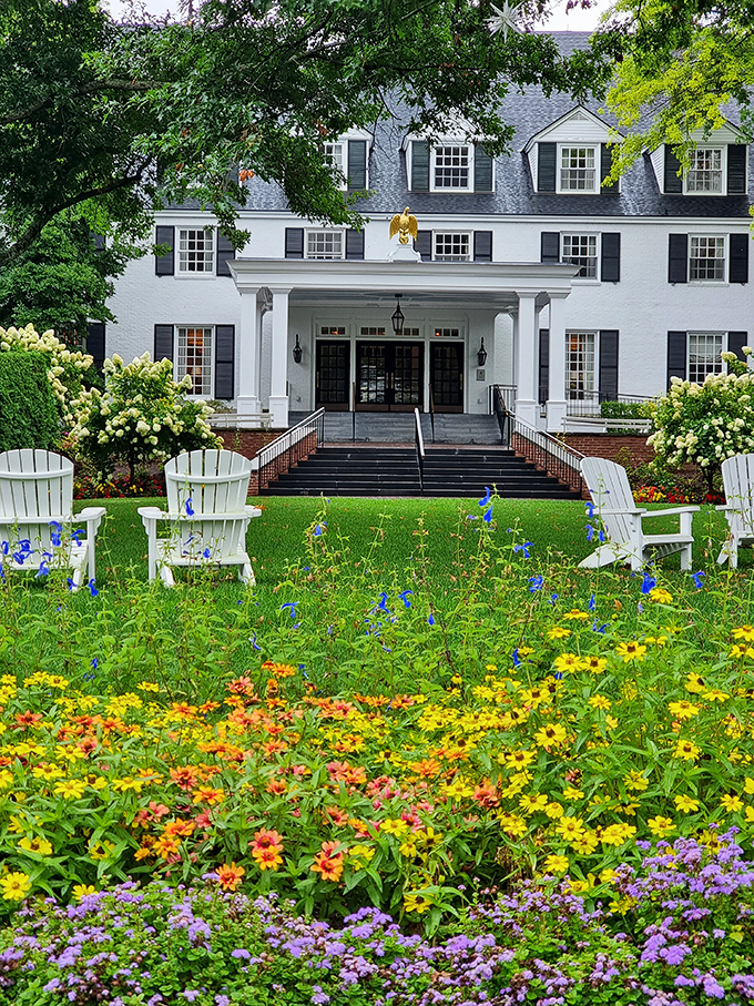 Nature's color palette explodes across the front lawn &ndash; proof that Mother Nature could have had a successful career in landscape design.