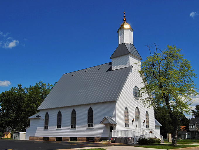 This classic white steeple church has witnessed countless weddings, baptisms, and Sunday best outfits since horse-and-buggy days.