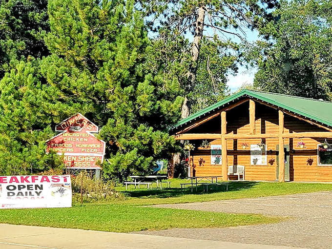 Diner's Chicken Shack looks like it grew right out of the Minnesota forest. This log cabin restaurant in Emily promises North Woods charm and food that makes you sigh with happiness.