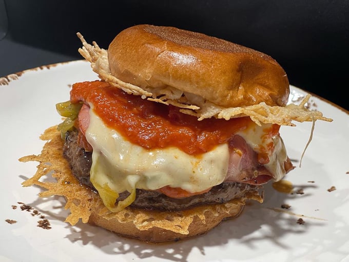 alexs gourmet market 3