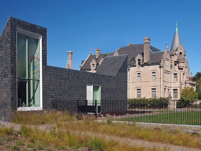 American Swedish Institute 1