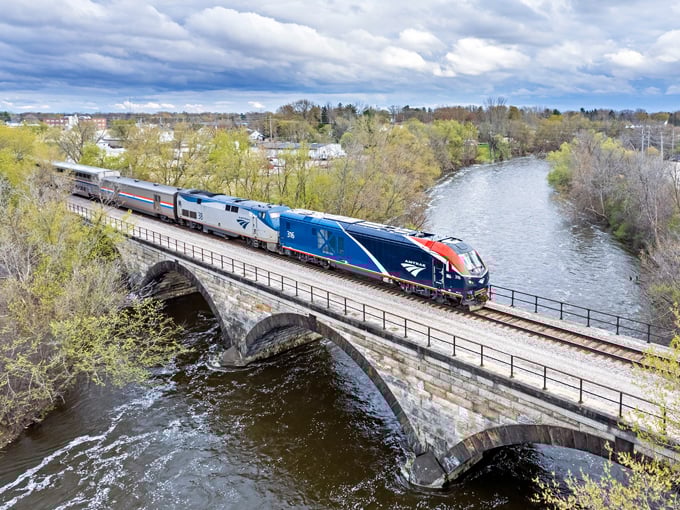 amtrak empire builder 2