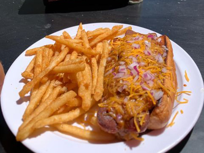 big earls greasy eats 8