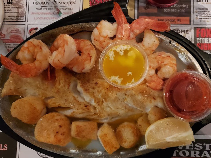 black otter supper club 9