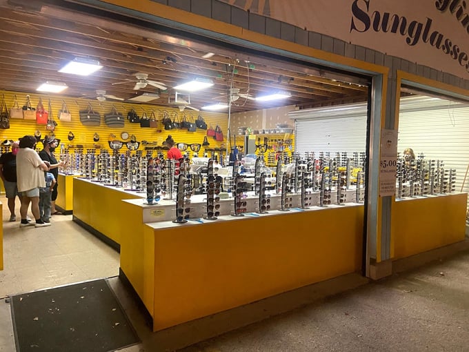 gather a vintage market 5 1