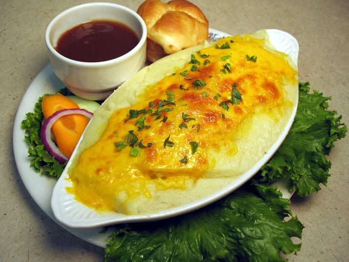 george and dragon english pub 7