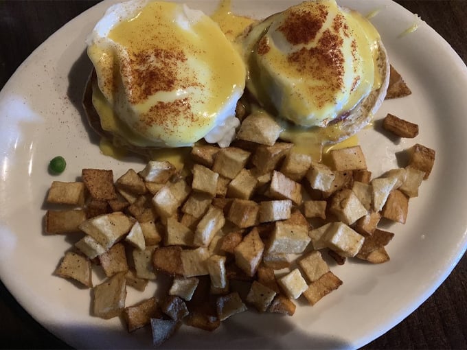 george and dragon english pub 8