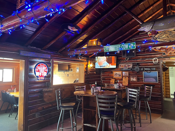 greenhills log cabin restaurant 2