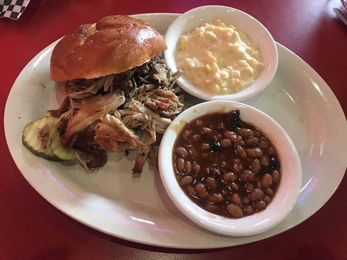 hole in the wall restaurants 7