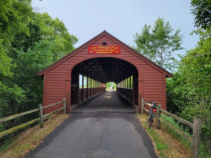 lake wobegon covered bridge 6