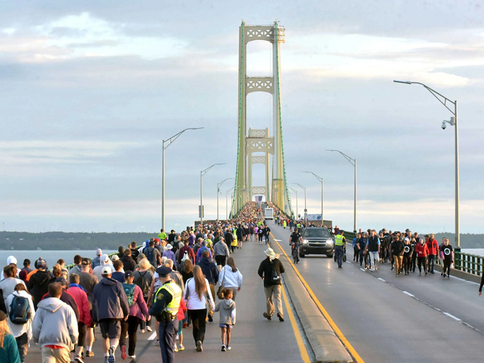 mackinac bridge 9