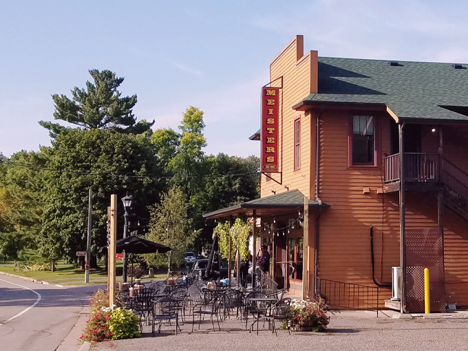 Meister's Bar & Grill 1