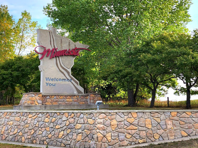 Minnesota Welcomes You 1