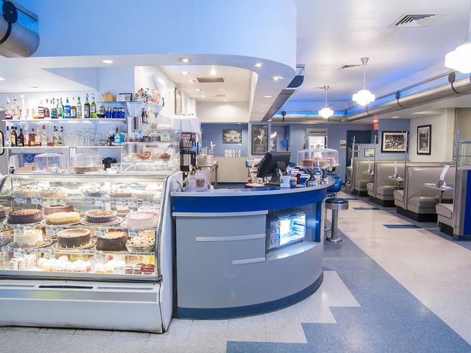 montys blue plate diner 2