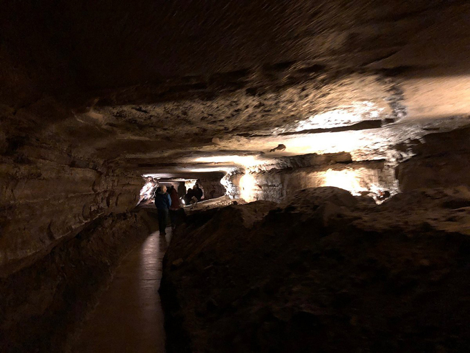 Mystery Cave State Park 4