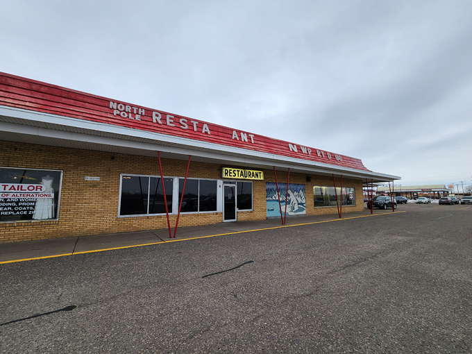 north pole restaurant 1