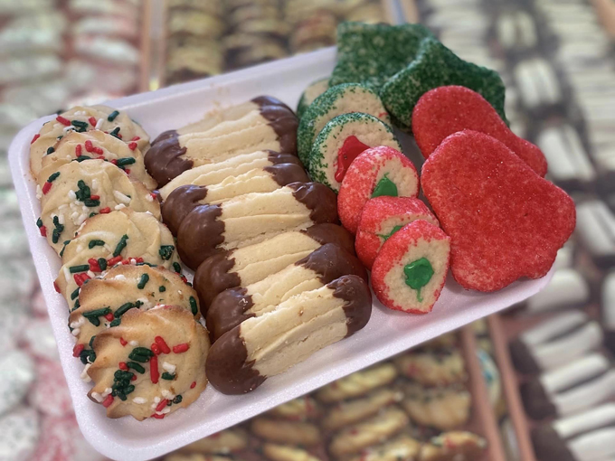 Steenstra's Royal Dutch Bakery 8