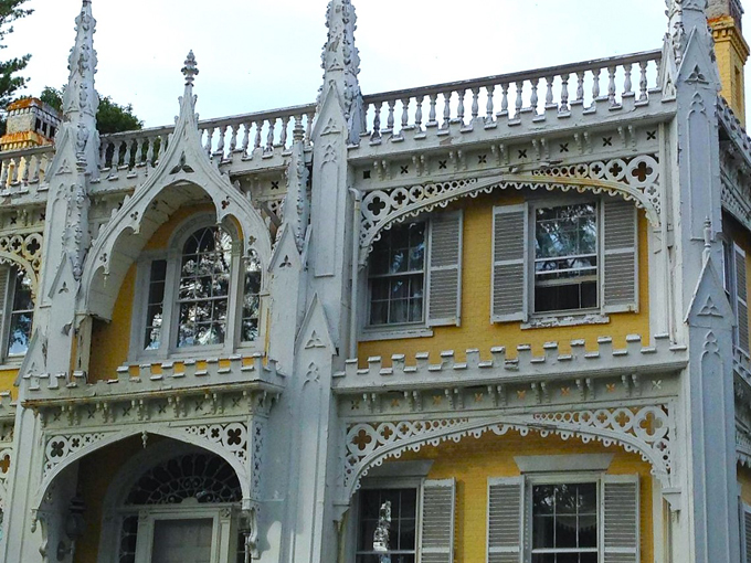 the wedding cake house 8