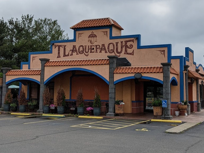 tlaquepaque arts shopping village 9 1