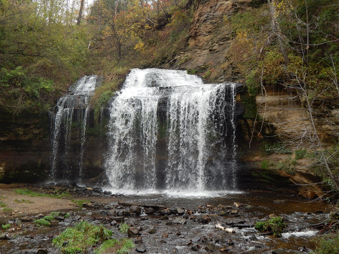 waterfall road trip wisconsin 6