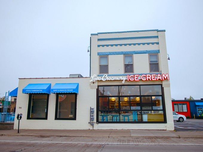 beach road trip minnesota 6