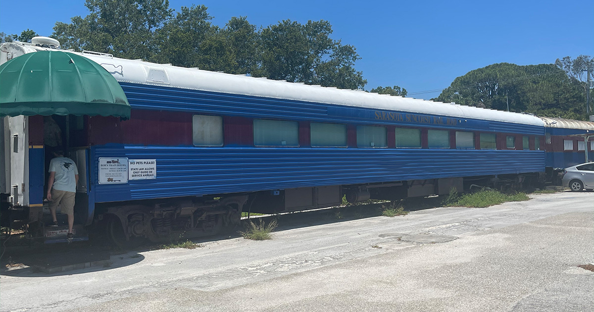 This Quirky Themed Restaurant In Florida Known As Bob's Train Is Unlike ...