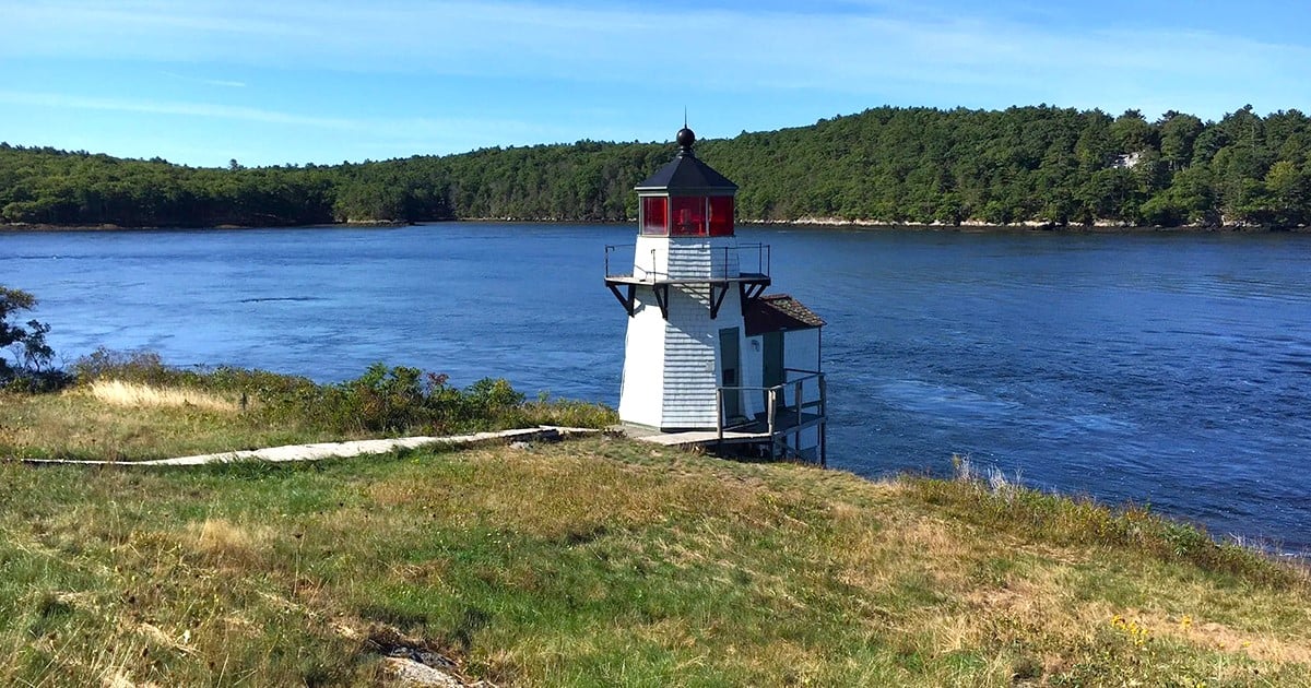 easy lighthouse hike maine ftr