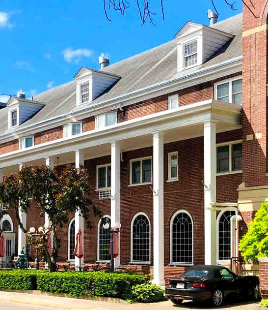 historic lowell inn minnesota ftr