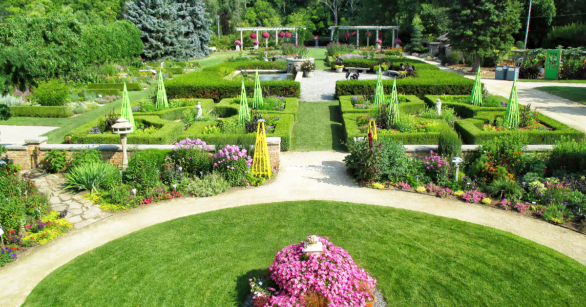 massive botanical garden wisconsin ftr