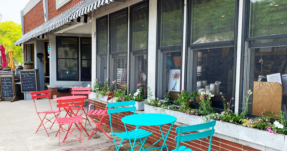 michigan unique bookstore bar ftr