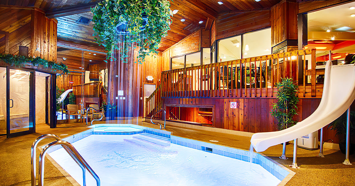 waterfall pool sybaris wisconsin ftr