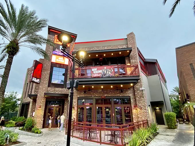Ole Red's striking brick exterior beckons with promise &ndash; a two-story temple to tunes and tasty bites on International Drive.