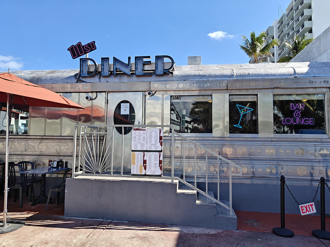 11th street diner miami beach